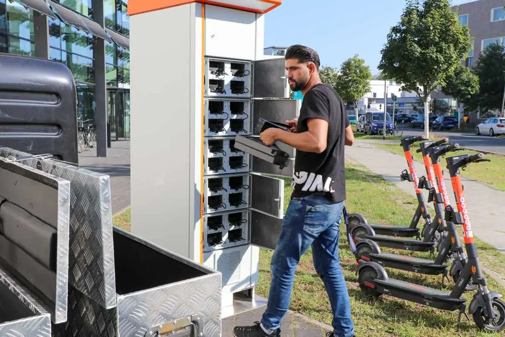 Swobbee the multimodal battery swapping station for micromobility